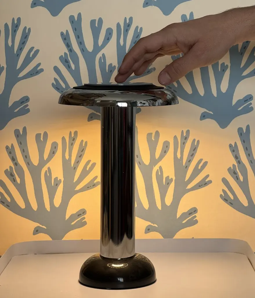 PL6 New - Dual Functionality Lamp | Sowden